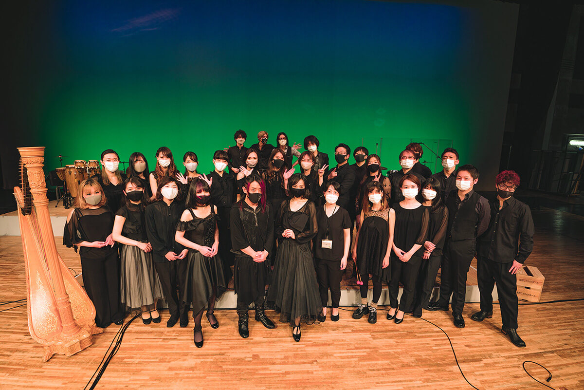 多弦ギターを操るパイオニア、ISAOのデビュー20周年コンサート“Symphonic Spark7”＠東京・保谷こもれびホール 2020.11 ...