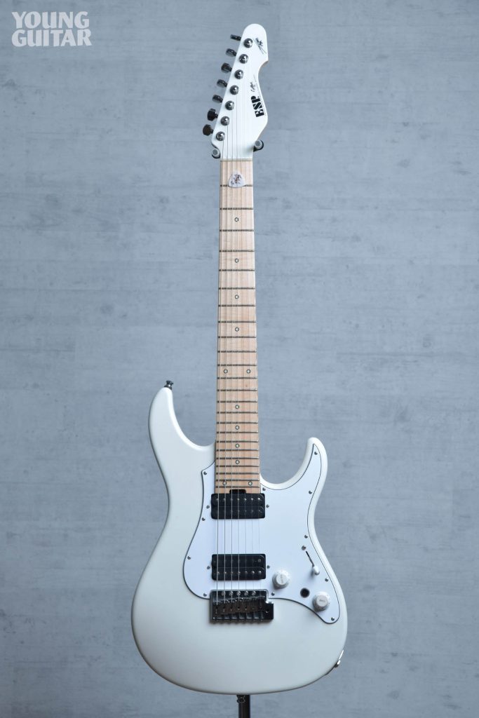 SYU／GALNERYUS レコーディング機材＋自作ペダル弾きまくり！ – YOUNG GUITAR