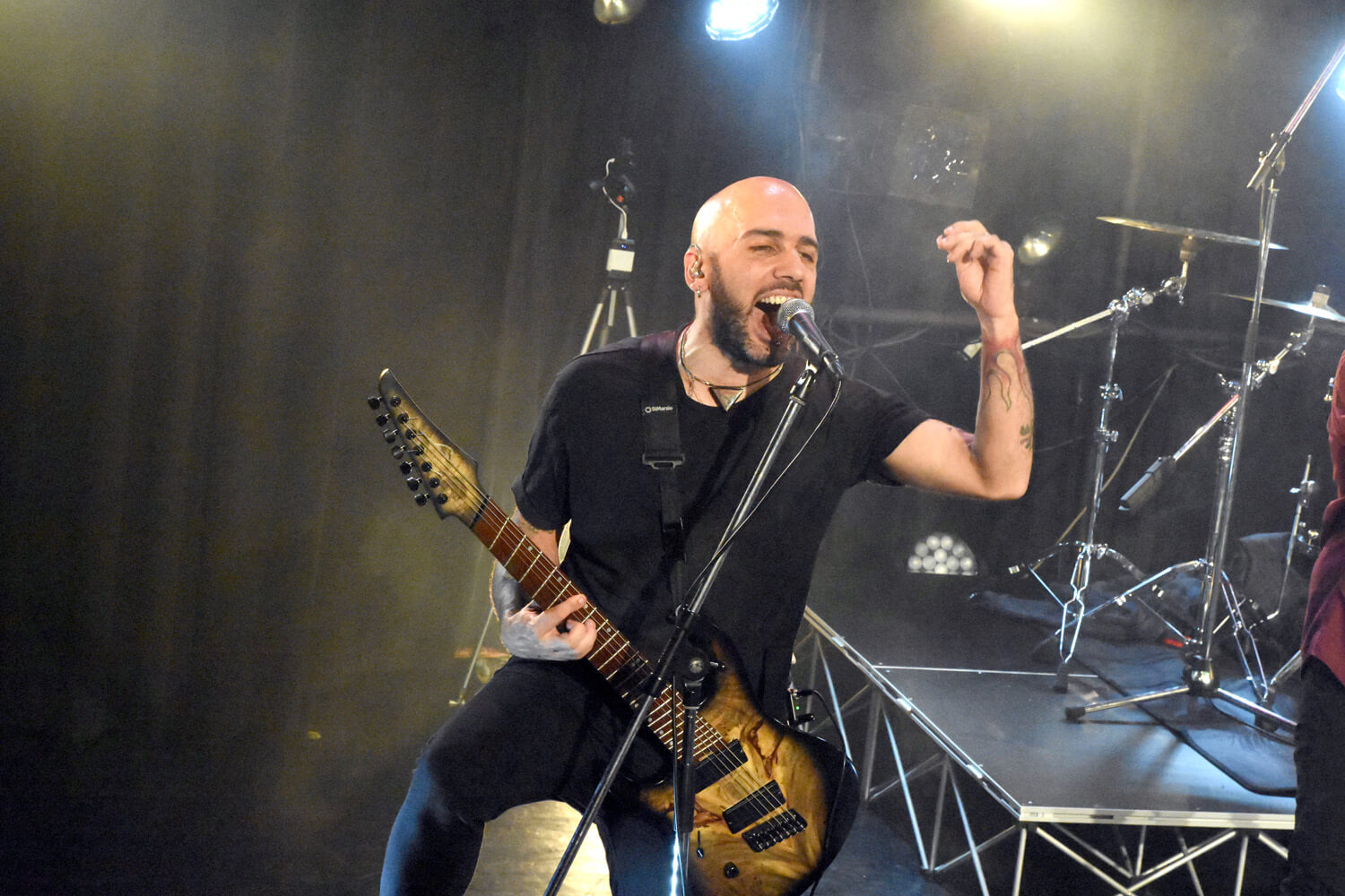 “聖なる達磨”対談！ マルコ・パストリーノ＆Matsu テンペランス×ファントム・エクスカリバー – YOUNG GUITAR