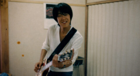 前編：映画『MR.JIMMY』公開記念 ジミー桜井が人生をかけて挑むペイジ道 – YOUNG GUITAR